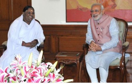 Amma – Mata Amritanandamayi – Biography – Life Timeline with Photos ...